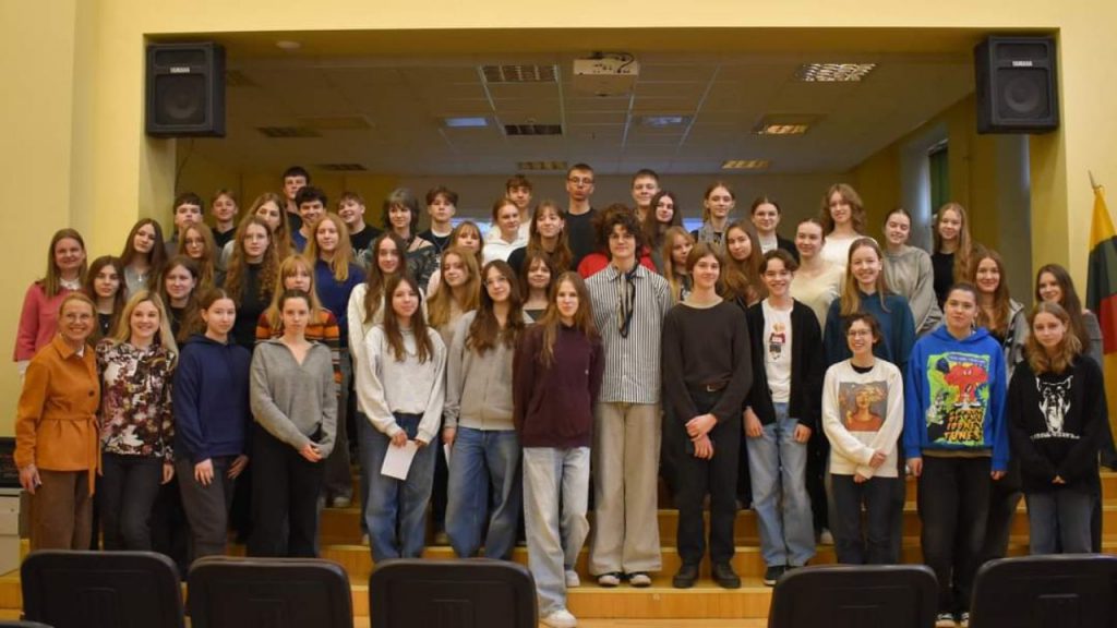 Kovas – Frankofonijos mėnuo | Vilniaus Vytauto Didžiojo Gimnazija