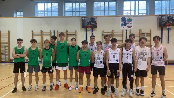 Vilniaus Vytauto Didžiojo gimnazijos pergalių spurtas draugiškose ...